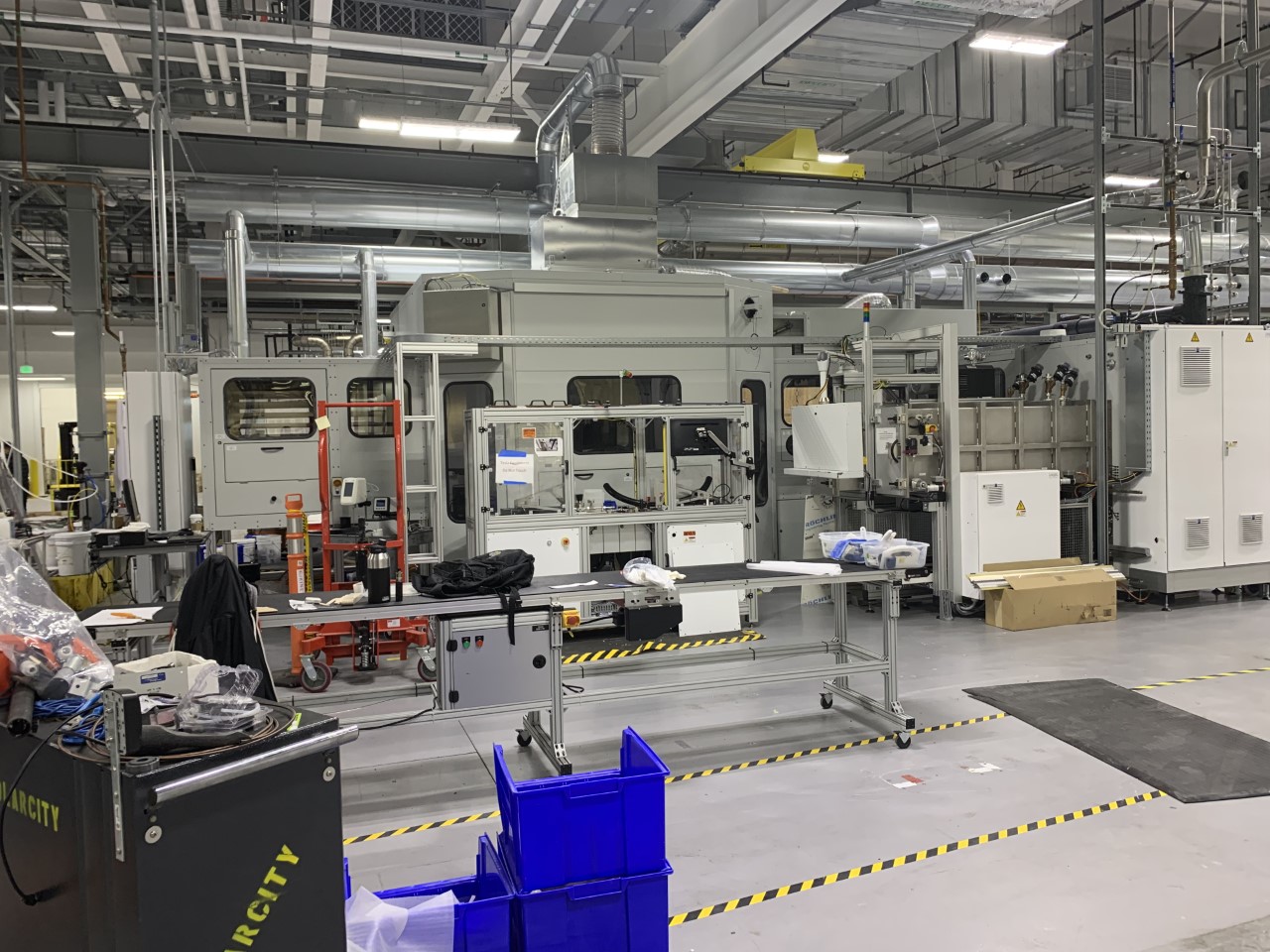 AKT / AMAT G5 15K PECVD SYSTEM