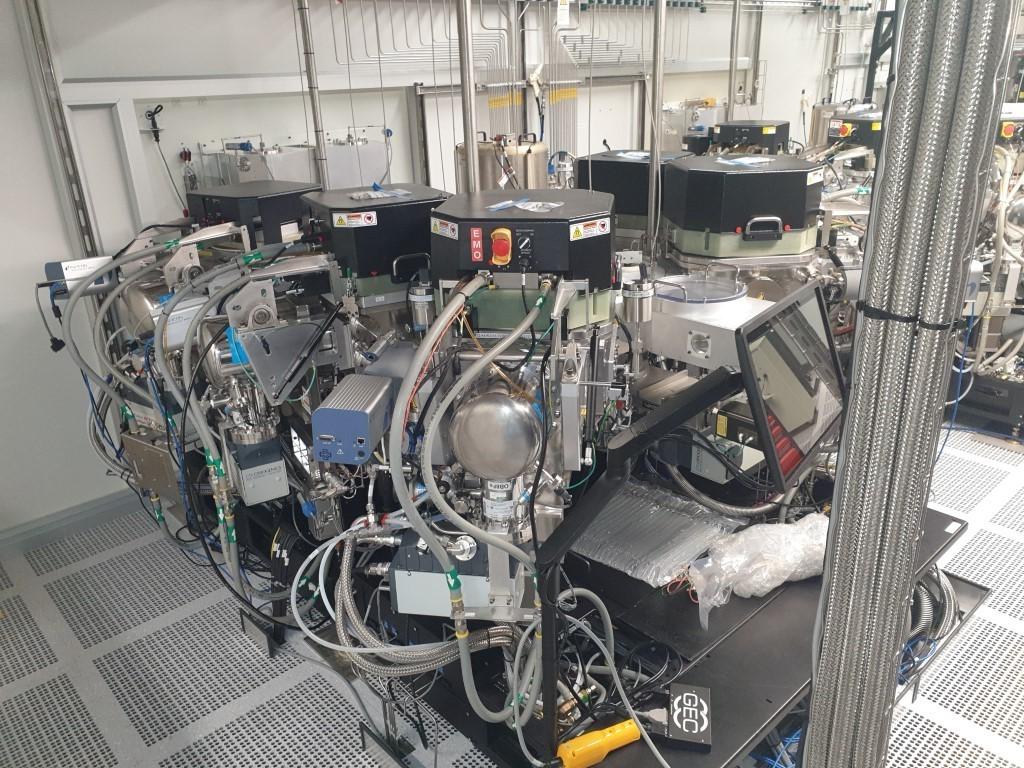 Applied Materials Endura 5500 PVD with Degas, AlCu, TIN101, TiN101 ...