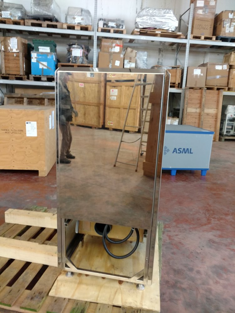 Staubli 308998-001 RX90 robot controller for sale